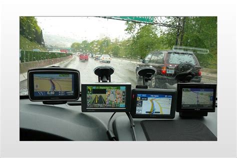 Connected Portable Navigation Systems Test Edmunds Com