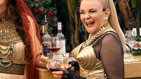 Hocus Pocus Easter Egg In Netflixs Nobody Wants This Season 2