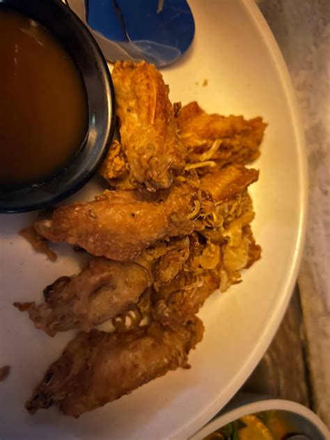 รูป แจ่มจันทร์ บาร์ แอนด์ บิสโทร