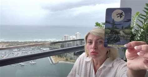 Таро прогноза на Анджела Пърл за 2023 Надежда за добри промени за Рака ново начало за Близнаци