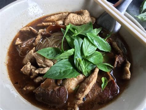 ร้าน ก๋วยเตี๋ยวเรือ หมูตุ๋น กุหลาบ Stewed Pork Noodle รีวิวร้านอาหาร Wongnai