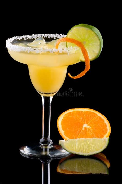 Margarita Anaranjada - La Mayoría De La Serie Popular De Los Cocteles ...