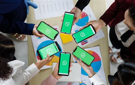 How to Share WhatsApp Group Link to Engage with Your Customers - W.app Blog