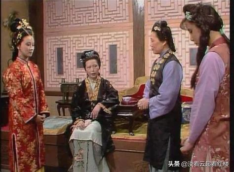 李紈和尤氏聽說寶釵要搬出大觀園為什麼沒挽留反而相視而笑 每日頭條