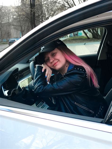 девушка в машине Winter Jackets Fashion Jackets