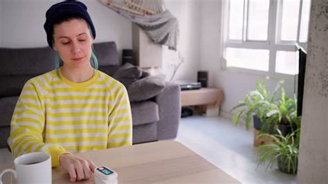 67 Pulsating Button Stock Videos Footage And 4k Video Clips Getty Images