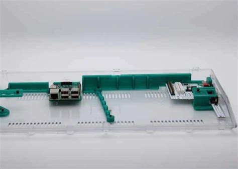 Commodore C Raspberry Pi Conversion Frame Hits Kickstarter Video Geeky Gadgets