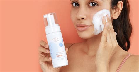 How To Wash Your Face To Prevent Acne And Pimples Insync Blog By Nua