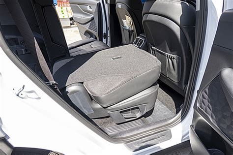 유토이미지 Suv차량에 무시동히터 설치 작업