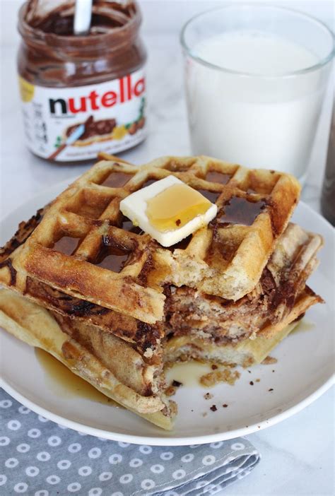 Waffles With Nutella