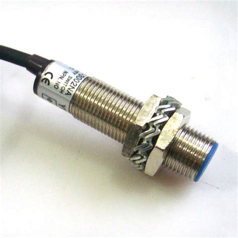 Yumo Lm12 3002na 2mm Detect Range Inductive Proximity Switch Sensor