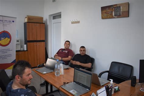 Фондација за развој на мали и средни претпријатија Струмица Home