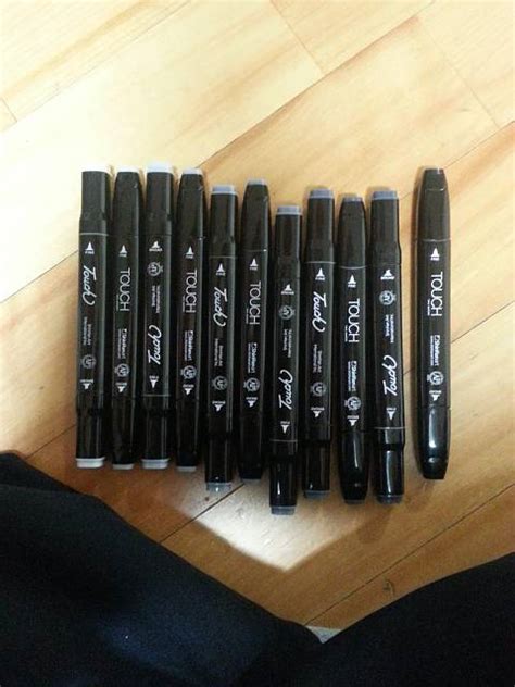 로법이가 그림그릴때쓰는 도구