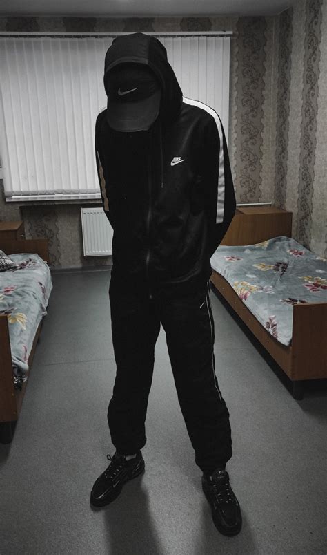 Drill black nike