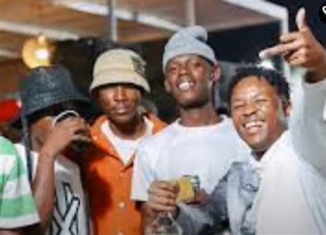 Daddy Ash Viral Video on Twitter Unmasking the Controversy Học tiếng Anh hiệu quả Trung