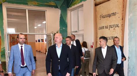 Премиерът Изграждането на модерна образователна инфраструктура е гаранция за по доброто