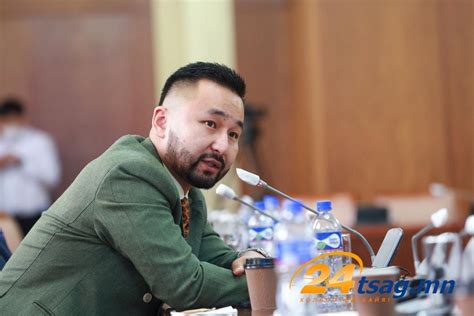 О Мөнхжингийн гомдлыг хэлэлцэх шүүх хурал хойшлогдлоо