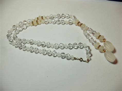 Lia Sophia White Necklace Vintage Acrylic Statement Necklace
