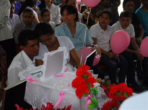 Madre denuncia descuido médico