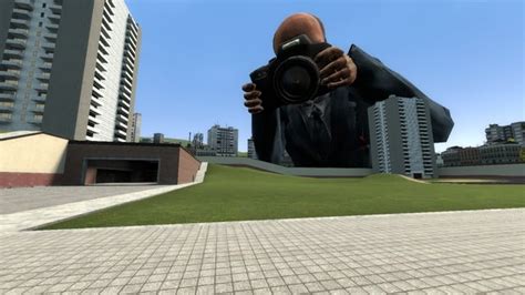 Kleiner Always Sees You R Gmod