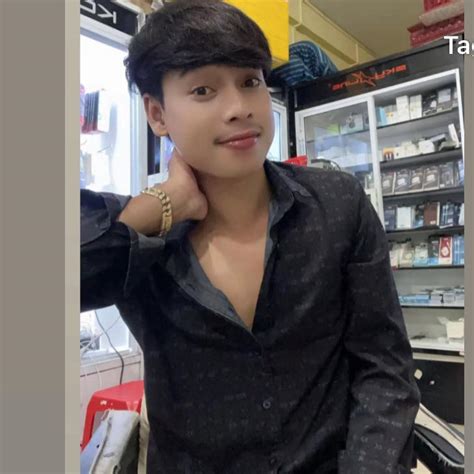 ប្រុស ពេជ្រ ត្បូងឃ្មុំ