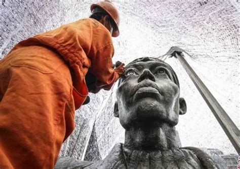 Patung Jenderal Sudirman Jakarta Jadi Korban Vandalisme Chatnews Indonesia