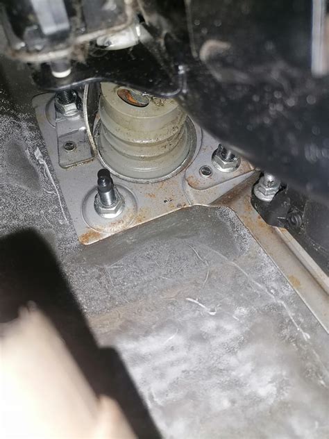 Ушла педаль тормоза в пол — Ford Focus Sedan II, 1,6 л, 2006 года ...
