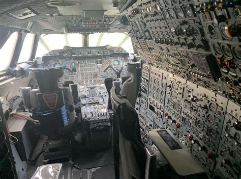 Concordes Cockpit One Of The Most Complex Cockpits In History Nextfuckinglevel