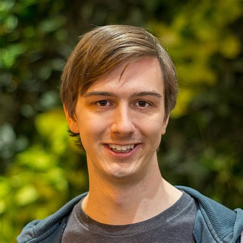 daniel büchele medium