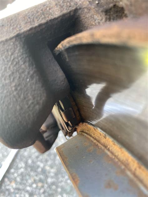 caliper stuck : r/MechanicAdvice