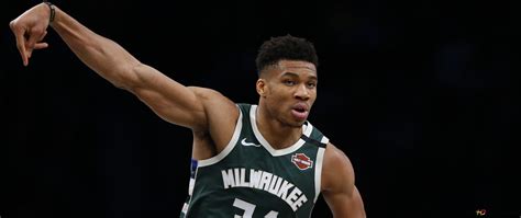 Giannis Antetokounmpo Black Background 2k Wallpaper Download