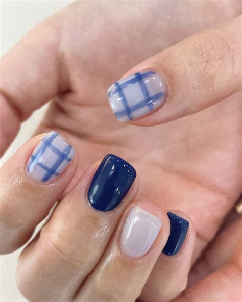 네이비체크네일💙 울산광역시 동구 전하동 네일샵 당근 비즈 소식