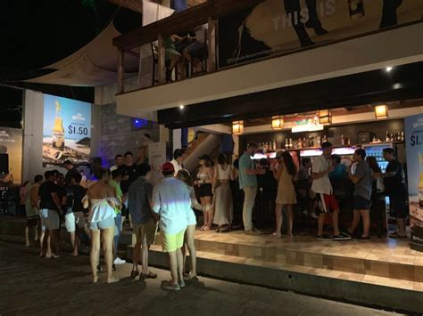 El Tunco Beach A First Timers Guide To El Salvador — Liann And Theo