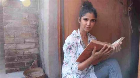Ratan Rajput Reveals Facing Casting Couch Says Producer Told Her To Make Him Her Godfather