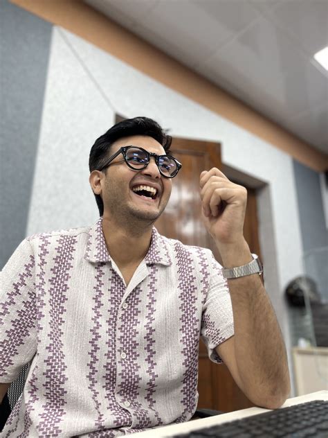 Akash Dubey On Linkedin Recruiters These Days Be Like Having