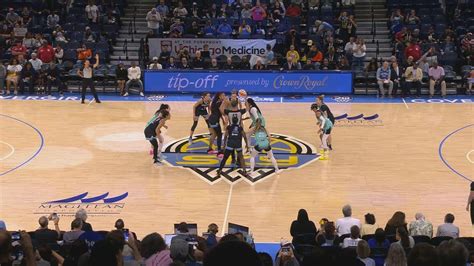 Rachel Banham Stats Height Weight Position Draft Status And More Wnba