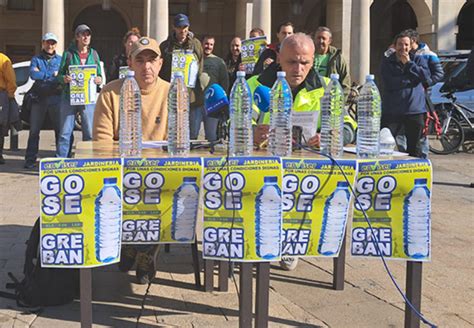 Akordiorik Ezean Gose Grebara Joko Dute Gasteizko Lorezainek Gasteiz