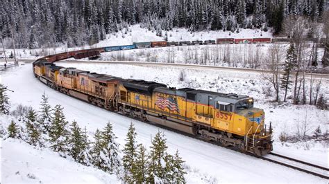 UP SD70ACe UP 8557 Leads 416 At Fabro YouTube