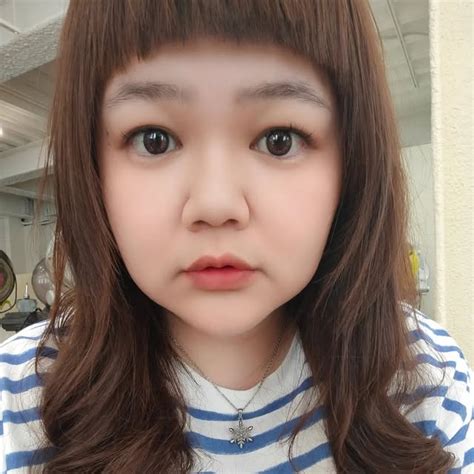 Flora Flora Threads Say More