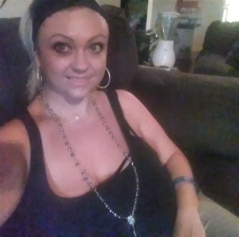 Vey Canadian Escort In London Ontario