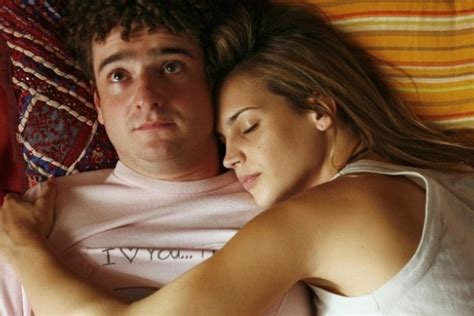 9 cosas que solo entenderán las que han salido con un gordito