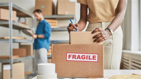 Expert Packing Tips For Shipping Fragile Items To UK