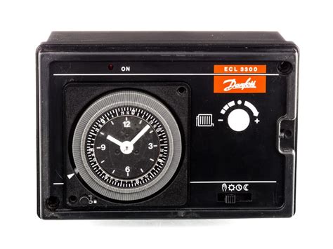 Cheap Danfoss Ecl3300 With Analogue Clock Heiz24de Heating Sanit