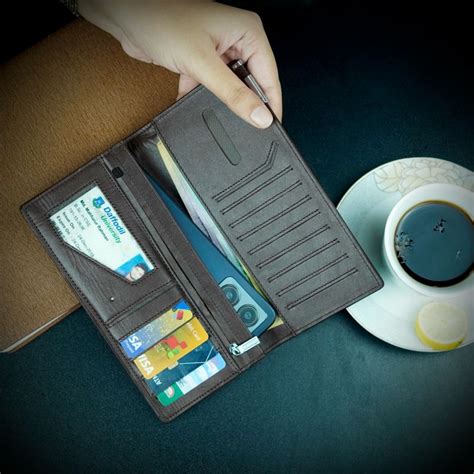 Artdirection Photography Creativedirection Handmodeling Walletcampaign Tanjin Ononna Jui