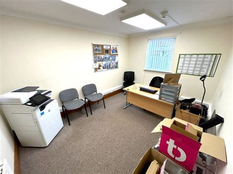 Carrick Rd Dumfries Dg2 9pr St Ninians House Loopnet