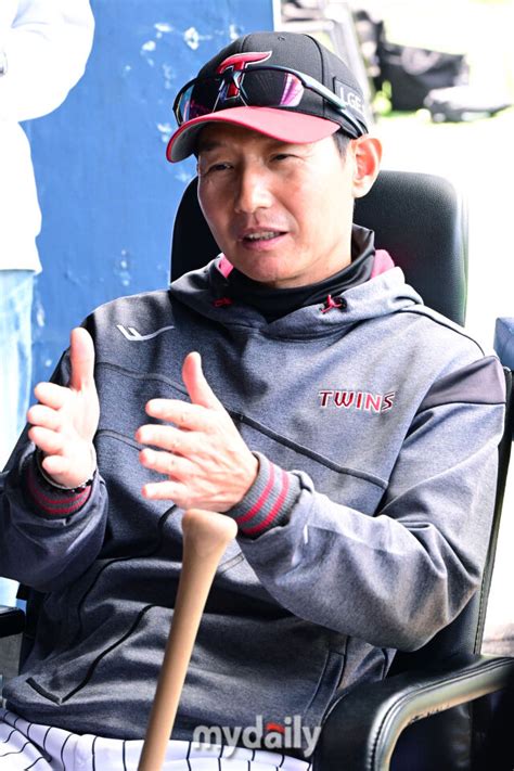 지금은 순위 볼 이유 없어 단독→공동 1위 추락 개의치 않은 염경엽7일 70억 Fa 보상선수 데뷔 예고 Md잠실