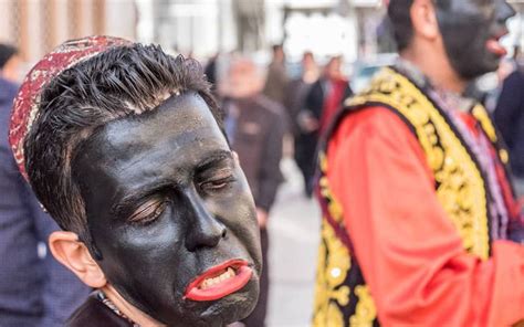 تصاویری جالب از حاجی فیروز، نماد آغاز بهار کجارو