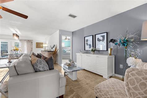 Dena Sternquist Realtor Realty One Group Mvp North Port Fl