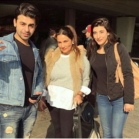 ‎urwa‬ And Farhan Arts And Entertainment Images And Photos