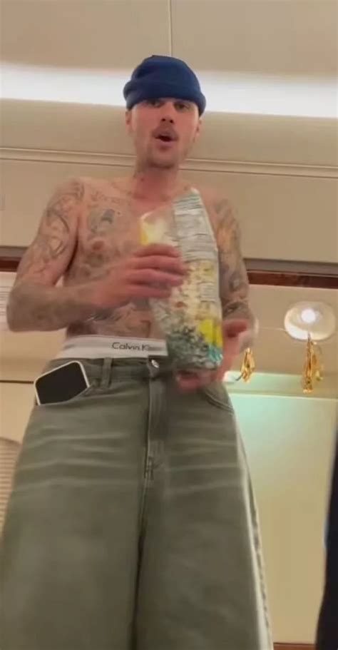 Justin Bieber Fans Beg Him To Get Help As He Appears In Worrying Video Daily Star